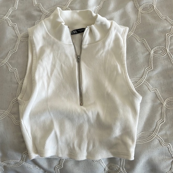 Zara | Tops | Zara White Zipper Cropped Tank | Poshmark